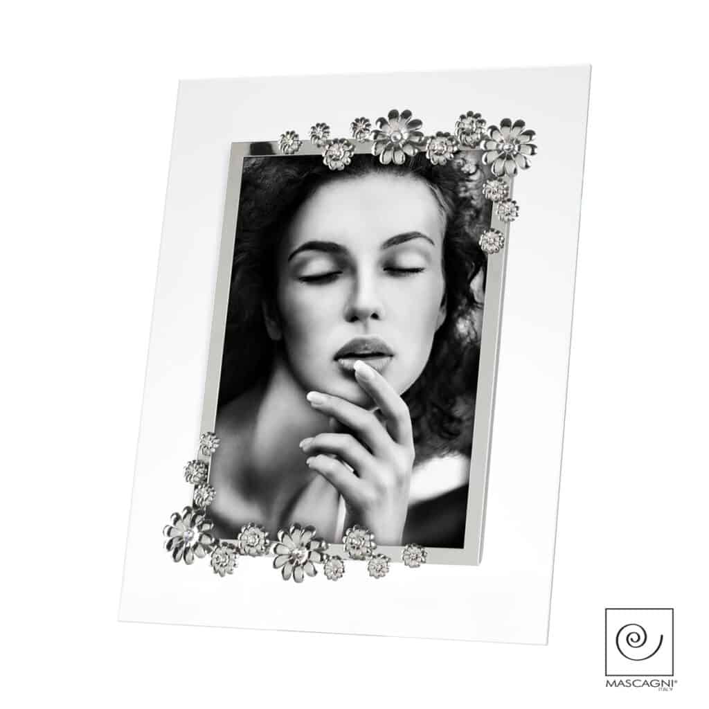 Glasrahmen Mit Blumenborte Aus Metall Foto Wieland Glasrahmen Mit Blumenborte Aus Metall Foto Wieland